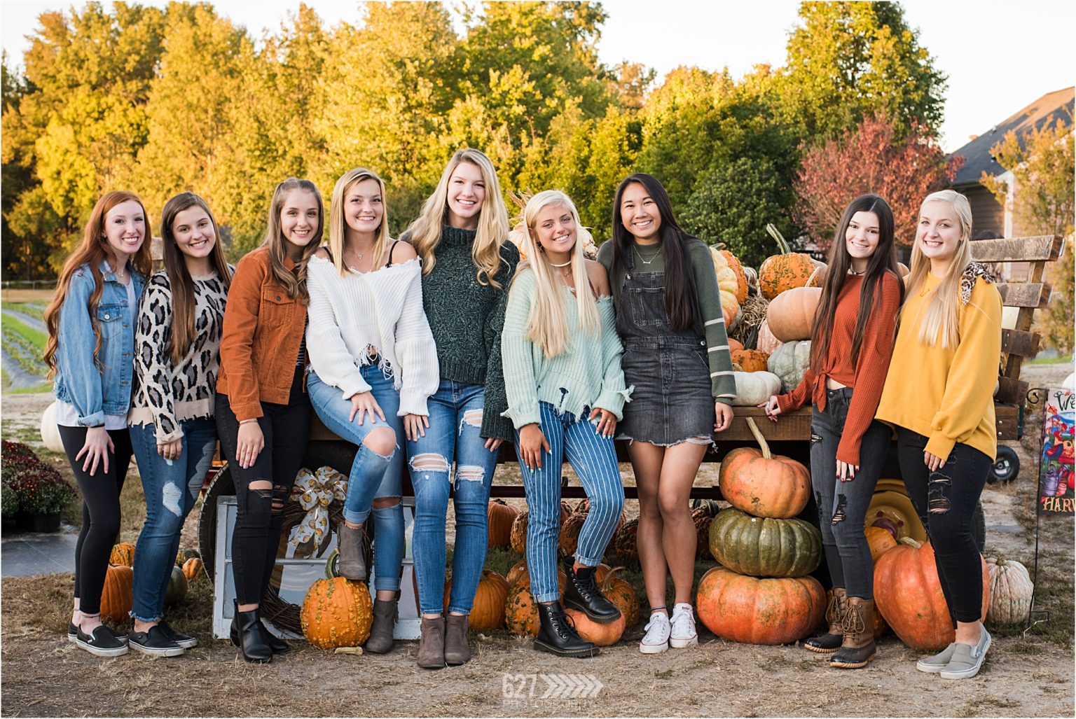 Senior Model Team // Fall at the Pumpkin Patch - Apex Cary Raleigh NC ...